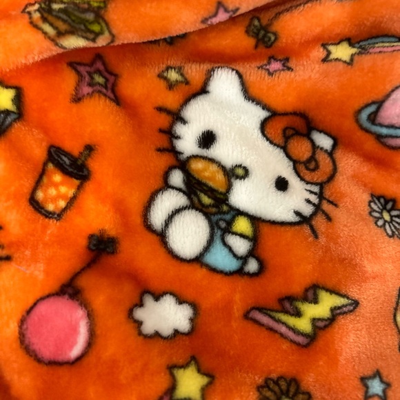 Sanrio | Bedding | Nwt Sanrio Hello Kitty Bright Orange So Varsity ...